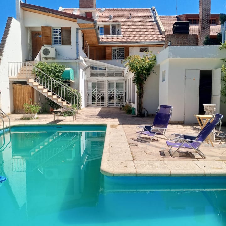 Departamento C/piscina Y Quincho - Centenario