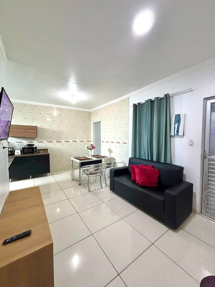 Casa 6, 2 Quartos Com Ar E Cozin - Manaus