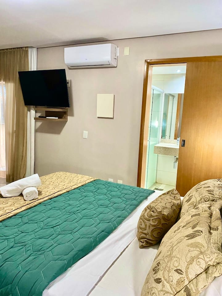 Cristal/queen/wifi/piscina/academia/salão Beleza - Goiânia