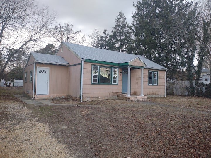 Pet Friendly * Lakeview Villa*  No Cleaning Fee* - Makepeace Lake, NJ