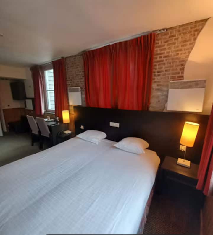 2-kamerunit Met Terras (Voor Max. 6 Personen) - Brujas