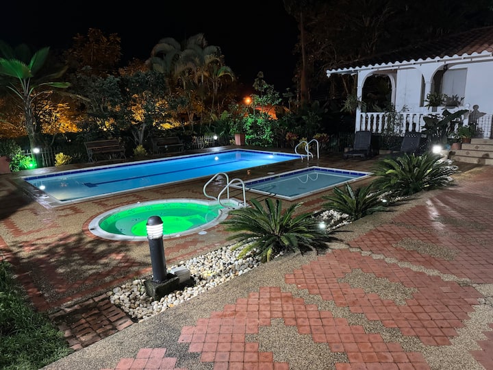 Quinta Campestre Las Palmas 22 Pax - La Mesa