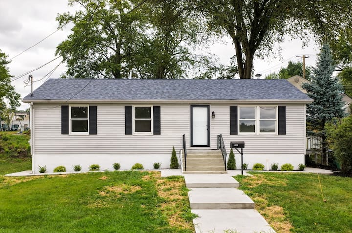 Goshen Village Home - Chester, NY