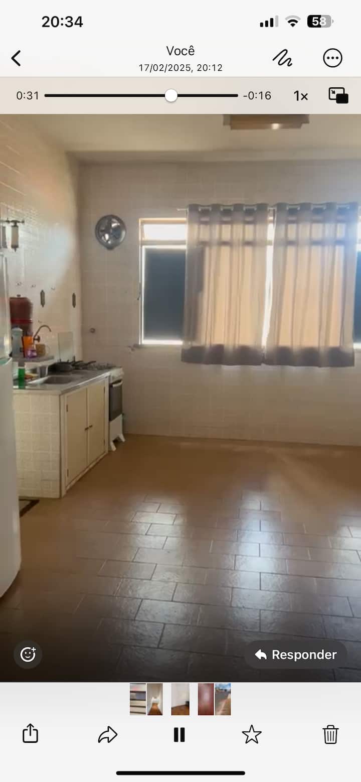 Apartamento Grande 4 Quartos - Patos de Minas