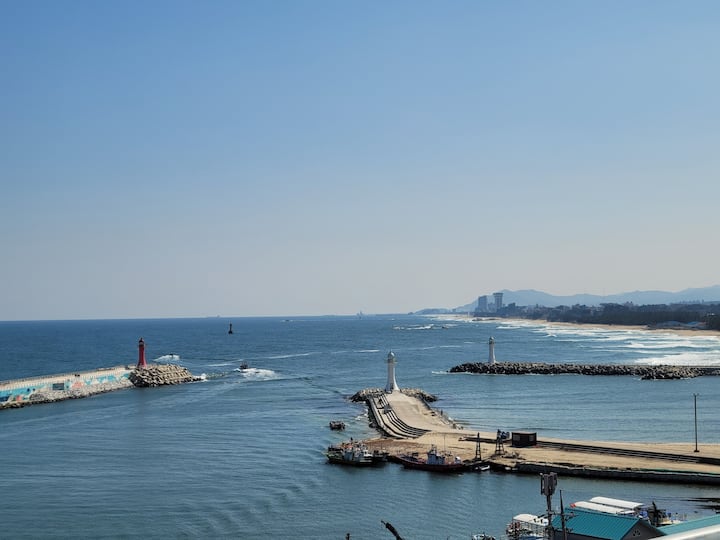 강릉 쓰리룸 오션뷰.
인생숙소 - Gangneung-si