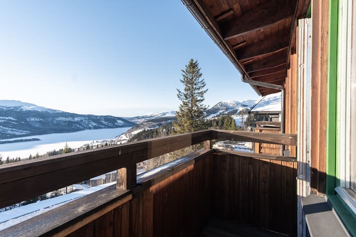 Mountain-view Family Stay ÅRe (Ski In/ Out) - Åre