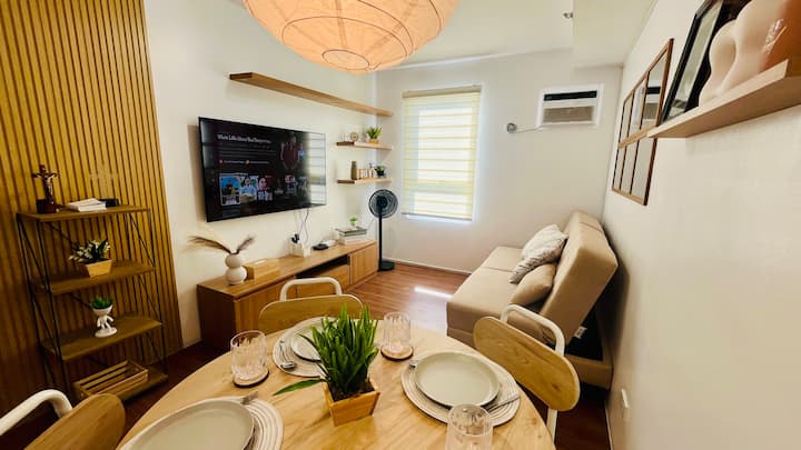 Suitescape: 2br Condo+free Pool,netflix & Wifi - Pasig