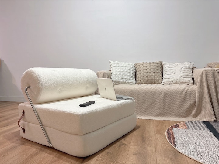 3-bedroom Apartment/shida Night Market/ntu/park - Keelung City