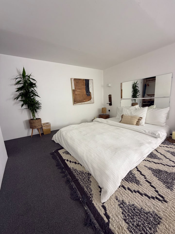 The Loft | Duplex Apartment| Wrooftop - Bahrain