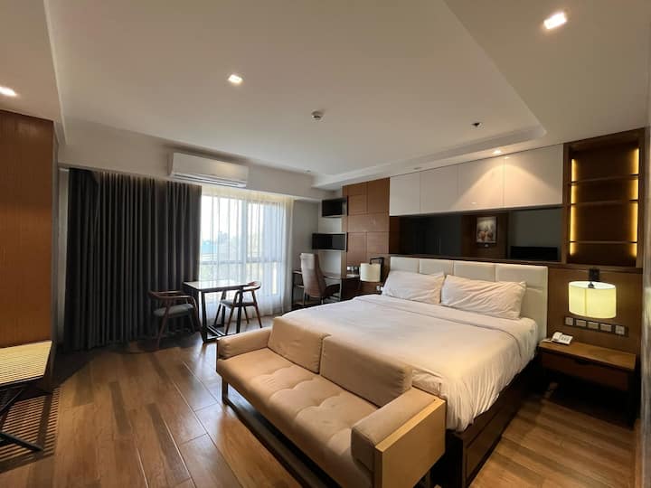 One Euphoria Studio. Netflix, Wifi & Housekeeping! - Angeles