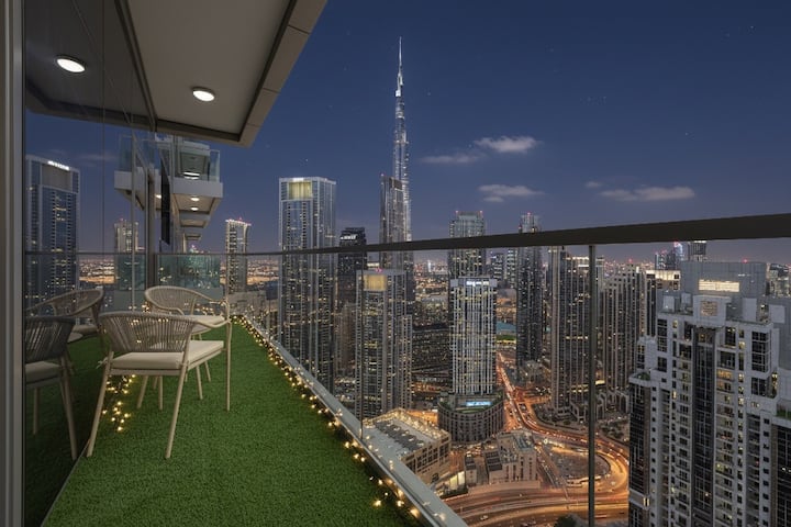 Panoramic Burj Khalifa View, Rooftop Infinity Pool - Dubai