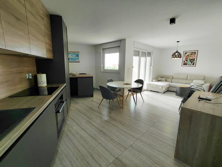 "Sun"b 4+2,next To Zrce Beach - Novalja