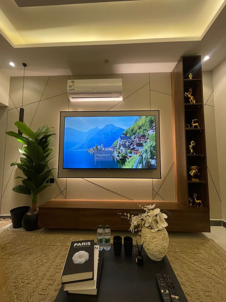 استديو حديث بحي حطين مدخل خاص جانبي - Riyadh