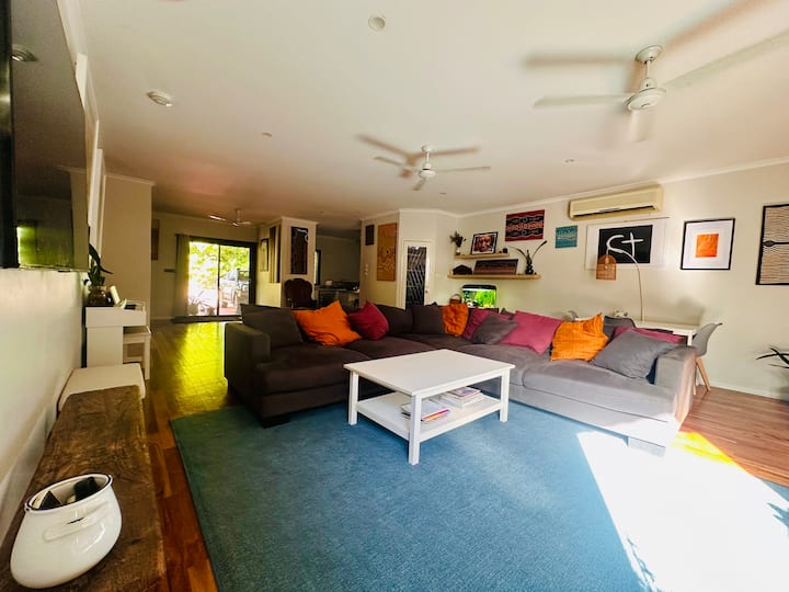 The Hawkes Nest - Broome