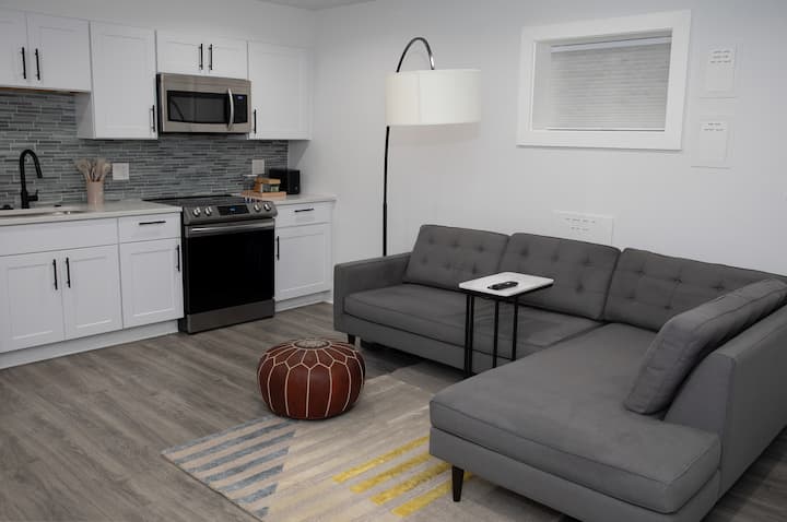 Stylish & Modern Dc Apartment - Washington, DC