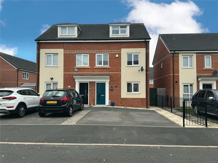 Somu's Mansion Next To Lfc Anfield Stadium - Liverpool, UK