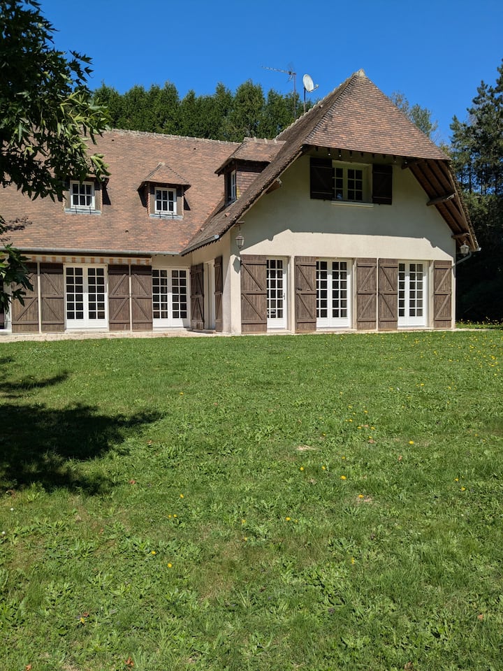 Maison Chaleureuse à La Campagne - Lyons-la-Forêt