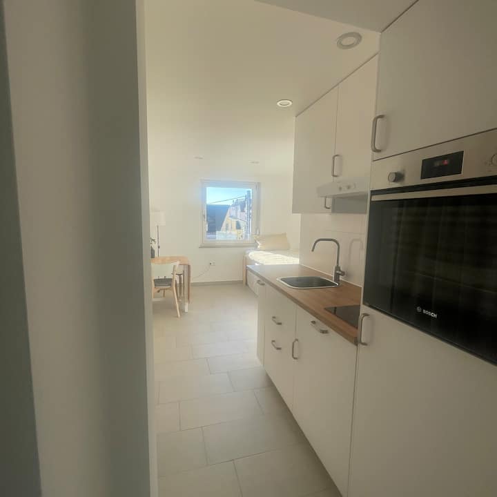 Renoviertes Apartment - 7min Hbf - Stuttgart