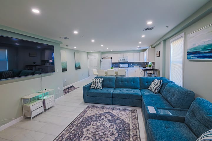 Altavista Residence-
Near Airport /Salem - Lynn, MA