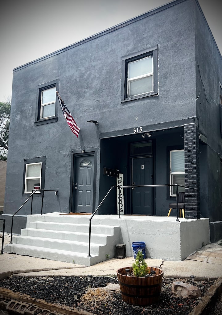 Luxe Unit 4 - Pueblo, CO