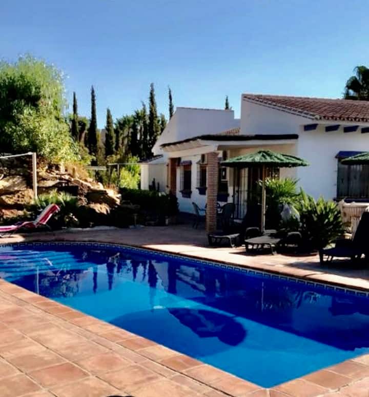 A 3 Bed Villa With Private Pool - Álora