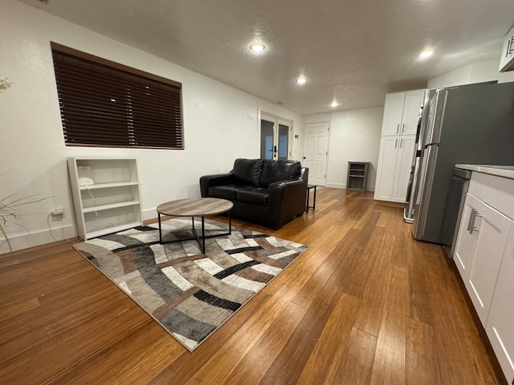 Cute 1 Bdrm Basement Apartment - Vineyard, UT