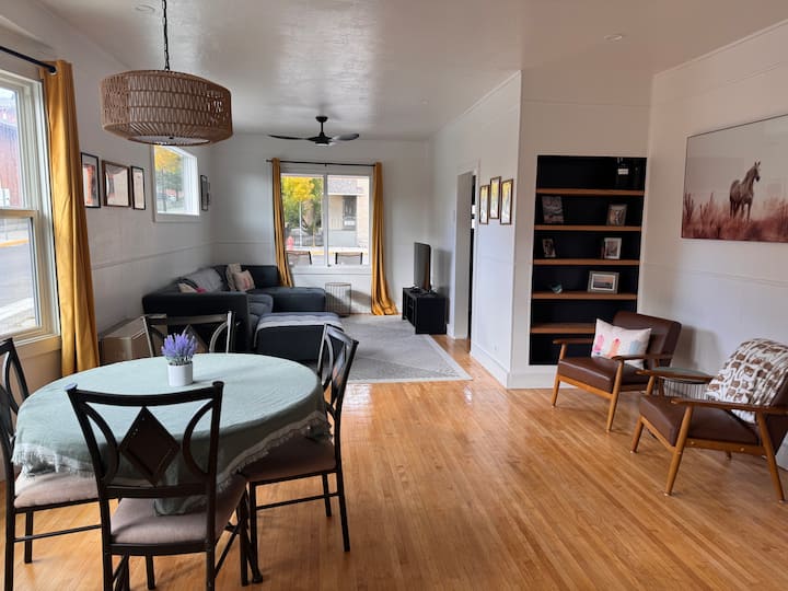 Historic Westside Bungalow - Butte, MT