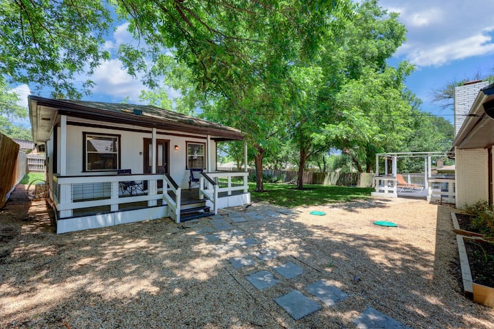 Peaceful Backyard Cottage - Temple, TX