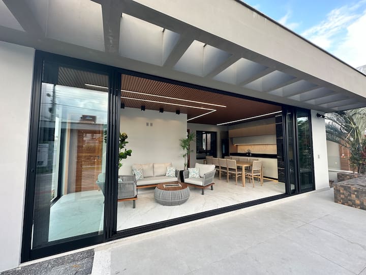 Descanso E Lazer Com Família E Amigos - Governador Celso Ramos