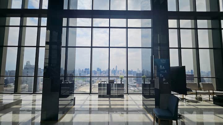 市中心超豪华高层公寓+空中泳池健身房+暹罗广场+四面佛+尚泰购物中心+位置绝佳超豪华 - Bangkok