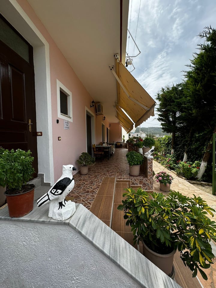 Room 2 - Ksamil