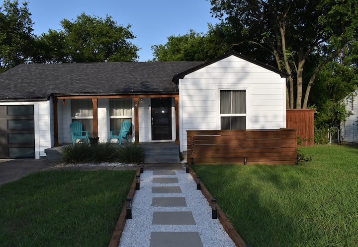 Dallas Charm - Dallas, TX