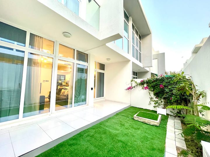 3 Bedroom Villa In Damac Hills 2 - United Arab Emirates
