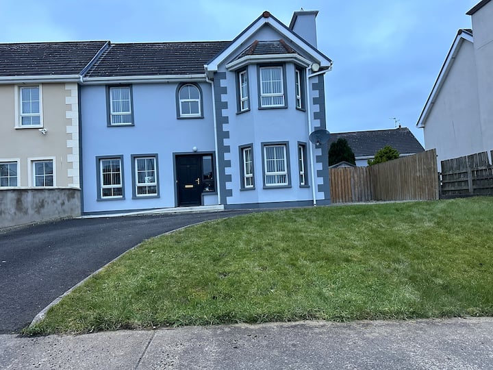 Cosy 3 Bedroom House - Derry