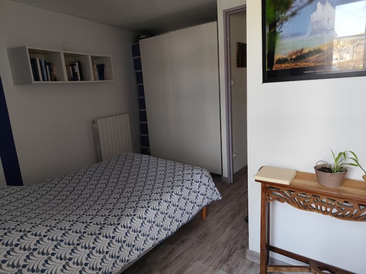 Deux Chambres, Espace Privé. - Fouras