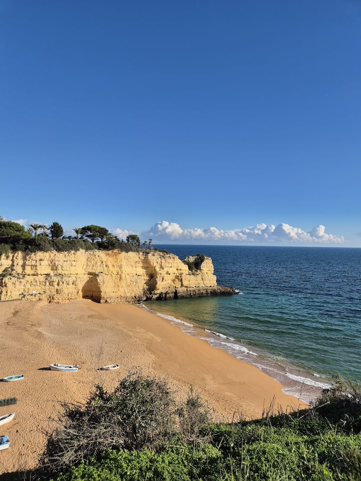 Praiasol- Armaçao De Pêra/ Beach-algarve - Porches