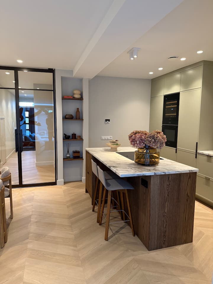 High-end House With Garden At Vondelpark - Amsterdam