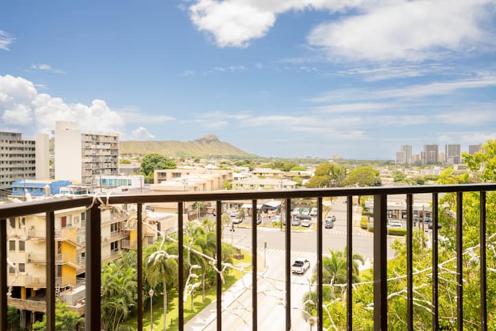 The Diamond Head View Executive Haven (2br/2ba) - Honolulu, HI