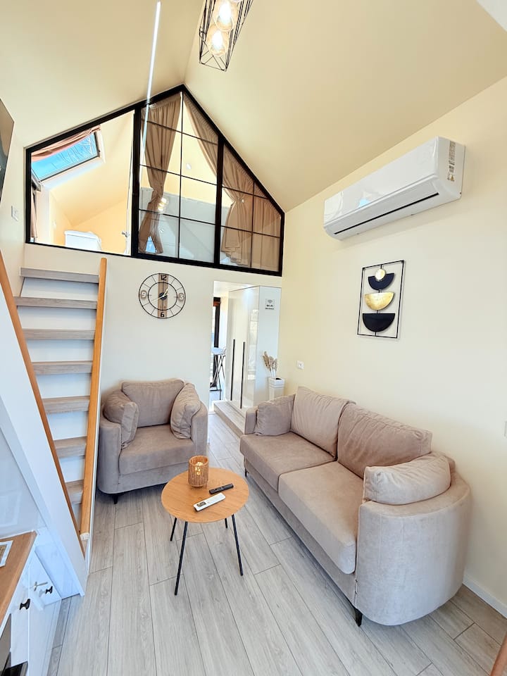 446 Tiny House Zues - Albania