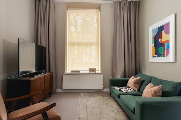 Native Hyde Park, One Bedroom Apartment - London, UK