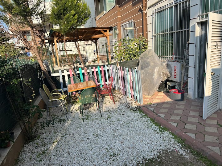 Bahçeli Güvenlikli Sitede - Adana