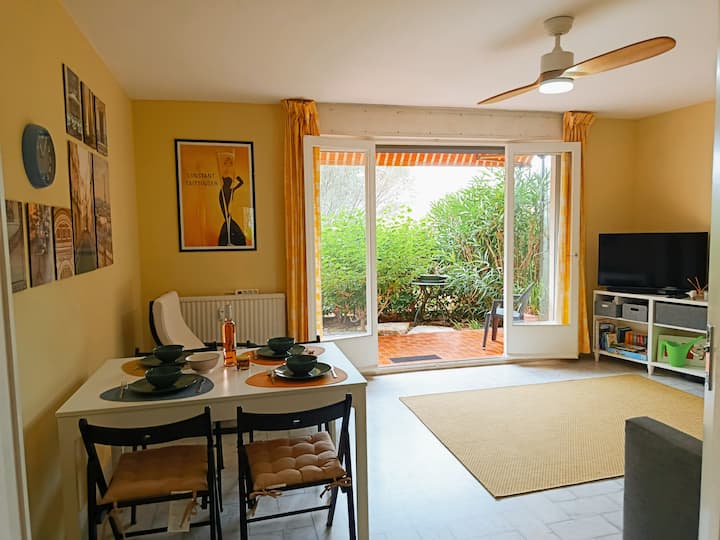 Appartement 2 Pièces + Parking - Plage de Hyères