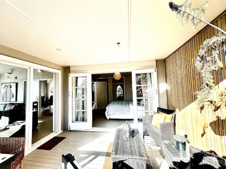 Merivale - A Walk To The City - Christchurch