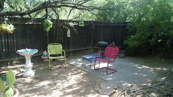 Casita On Historic Guest Ranch, Kitchen & Laundry - Tucson, AZ