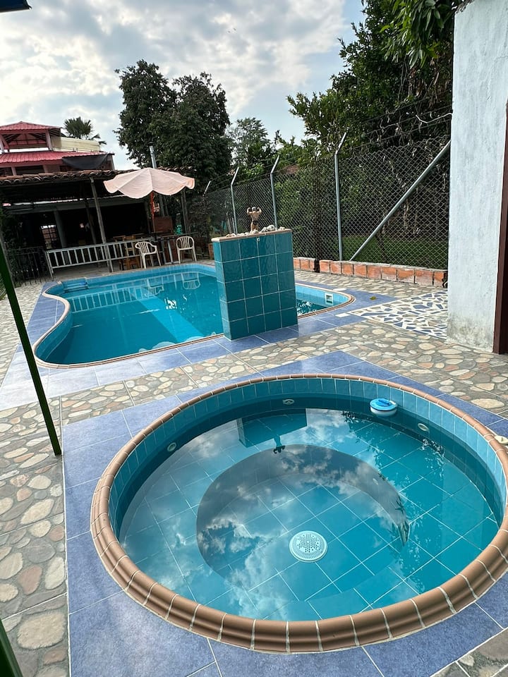 Descansa En Villa Esmeralda - Tulua
