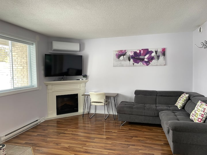 Modern 1 Bd Condo Near Ottawa - Gatineau