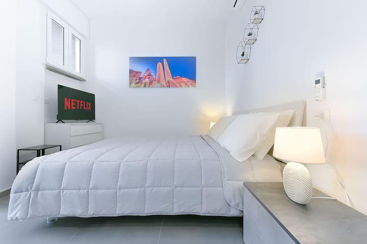 La Cour Des Miracles - Bolonia