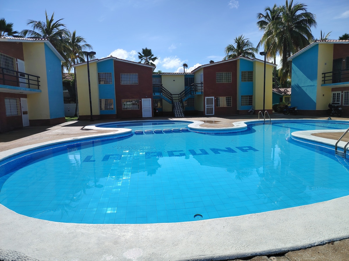 Votre maison loin de chez vous - Appartements à louer à Flamingo City ...