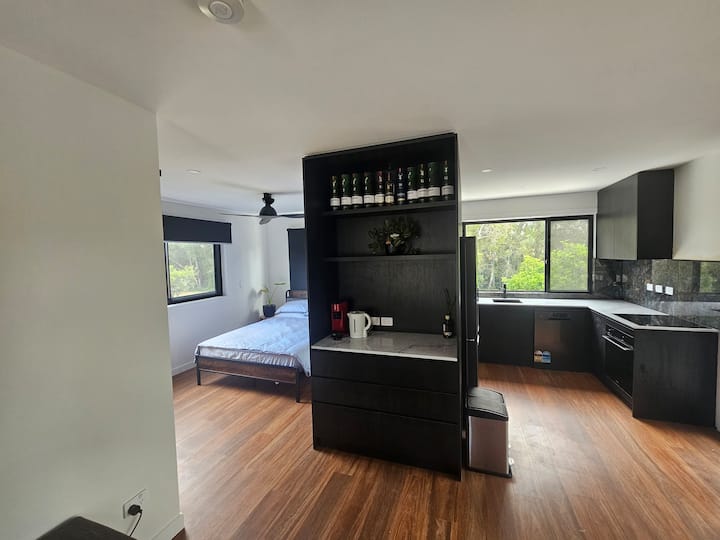 Luxury Studio Apt Near Movie World, Wet N Wild - Gold Coast