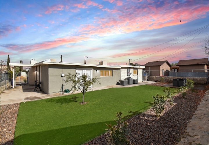 Eastside Hideaway -Cactus Suite - El Paso, TX